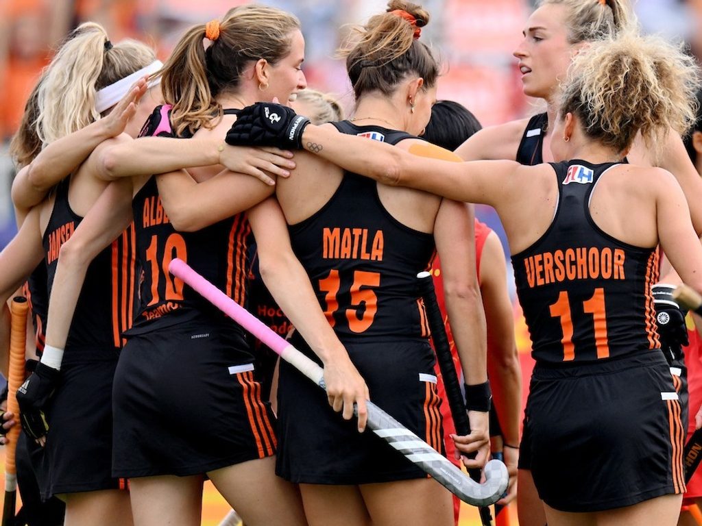 Dutch Field Hockey Team Wallpaper