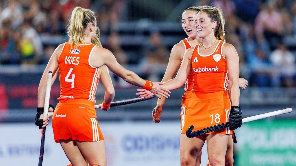 FIH Hockey Pro League: Mid-season Interview with Pien Sanders